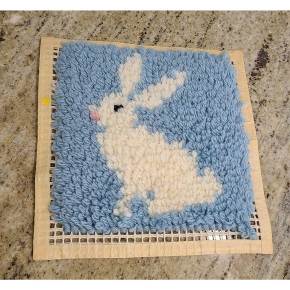 Handmade | Accents | Vintage Bunny Rabbits Latch Hook Finished Blue ...